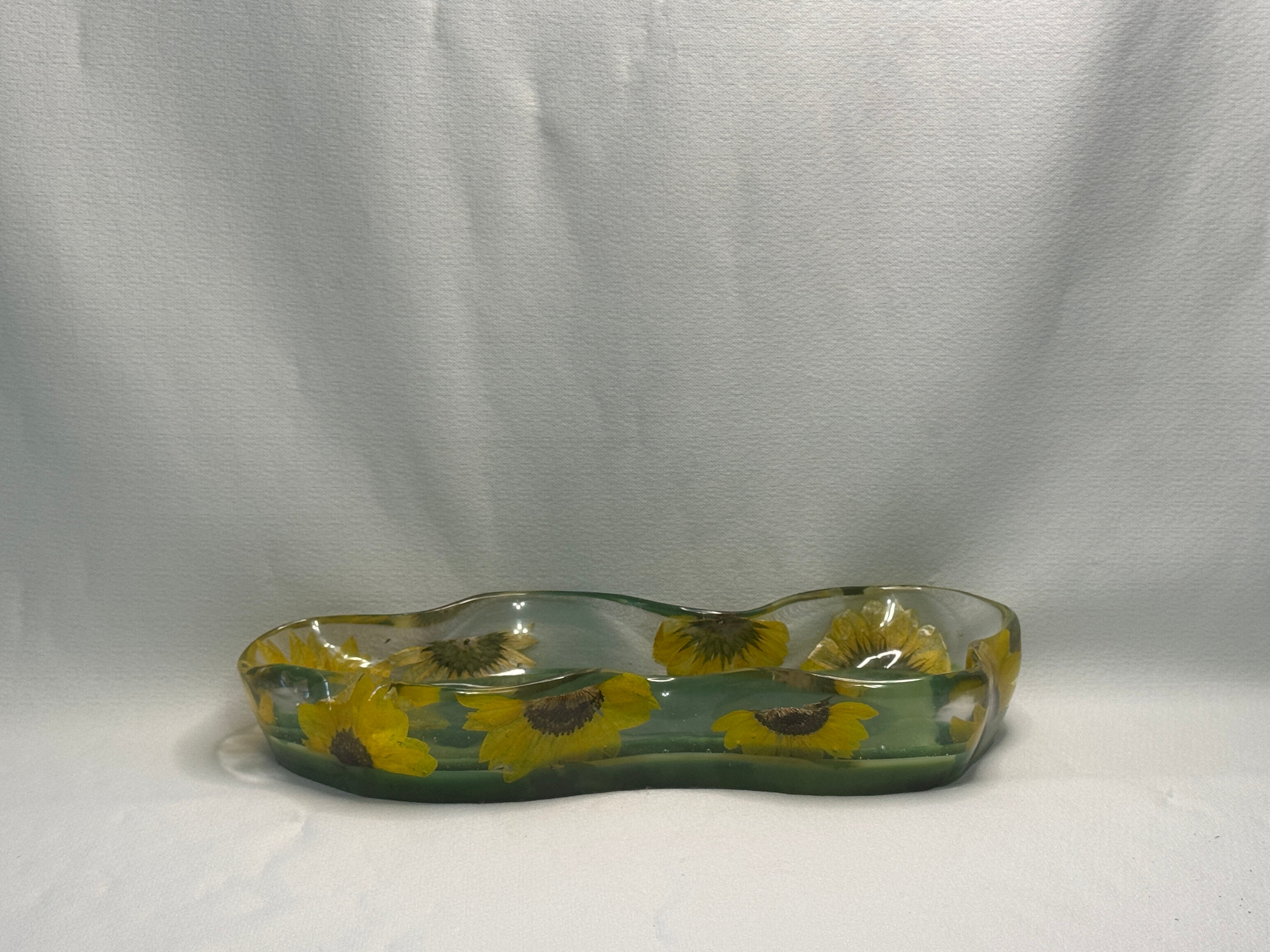 XL Wavy Tray 1 | Poxy_Princess by Alisha